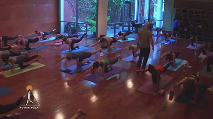 Dragon Crawl | Power Yoga